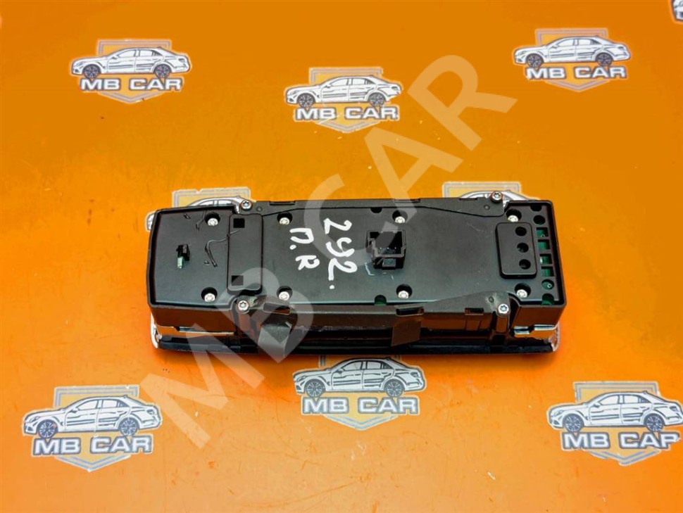 A2929055000 Блок кнопок стеклоподъемников MERCEDES-BENZ GLE-класс Coupe ...