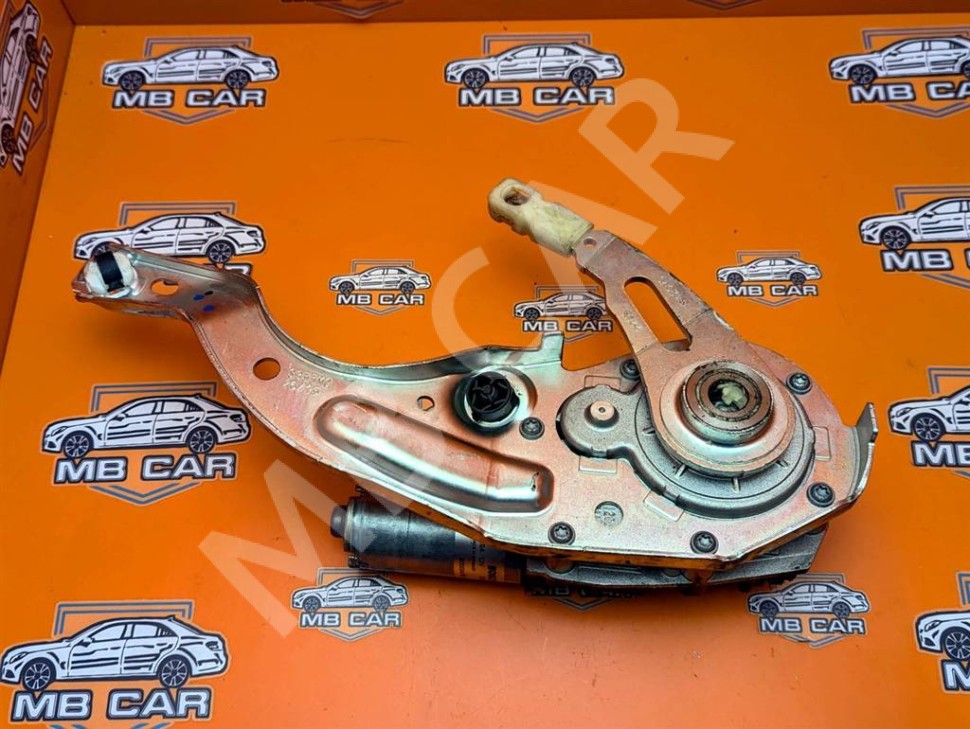 A2058200042 Привод крышки багажника MERCEDES-BENZ C-class AMG w205 C63S ...