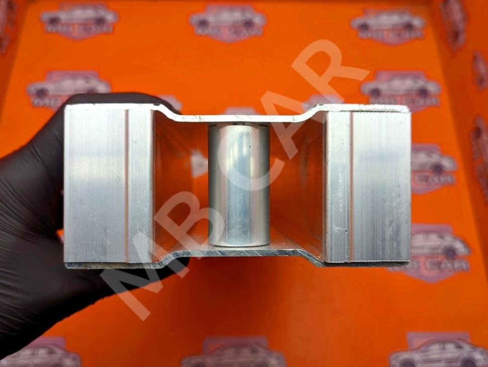 A2126200895 Кронштейн усилителя переднего бампера MERCEDES-BENZ E-класс ...