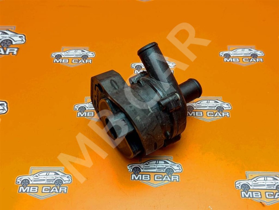 A2118350364 Насос циркуляционный MERCEDES-BENZ C-class AMG w205 C63S ...