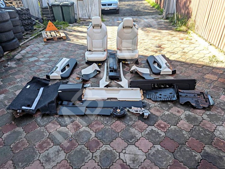 W231 Салон MERCEDES-BENZ SL-класс R231 рестайлинг (2016 - 2020) купить ...