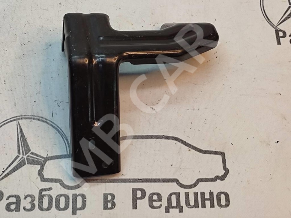 A4708800001 Кронштейн крепления бампера MERCEDES-BENZ X-класс I (2017 ...