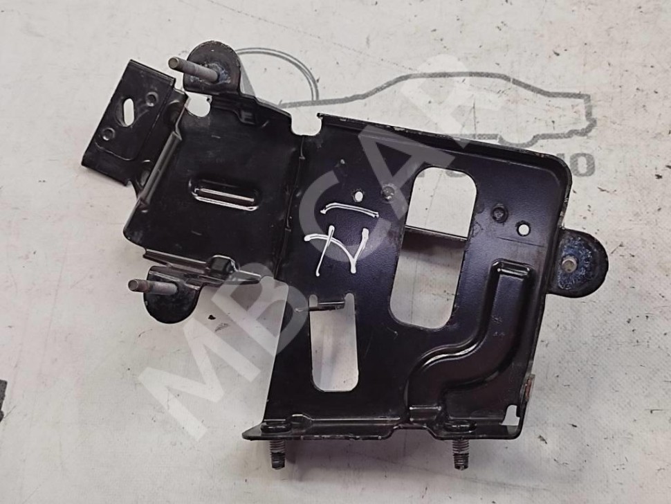 A1663200143 Кронштейн компрессора подвески MERCEDES-BENZ GLE-class w166 ...