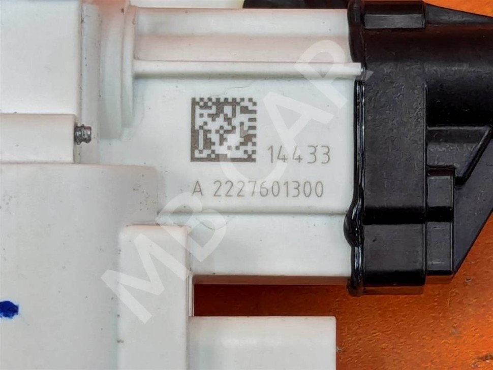 A2227601300 Доводчик двери MERCEDES-BENZ S-класс AMG W222/C217/A217 ...